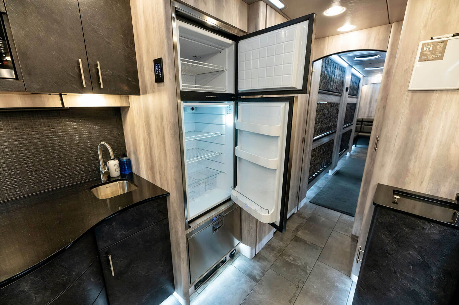 Band Tour Bus Rental | Musicians & Performers | U.S. & Canada