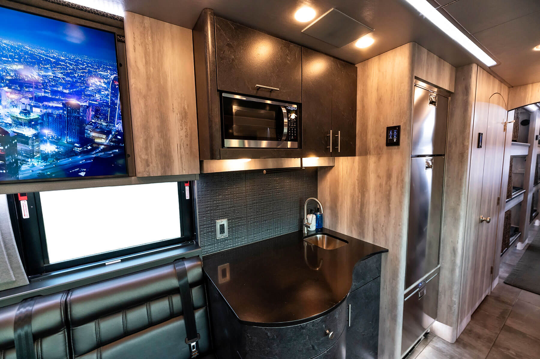 Band Tour Bus Rental | Musicians & Performers | U.S. & Canada